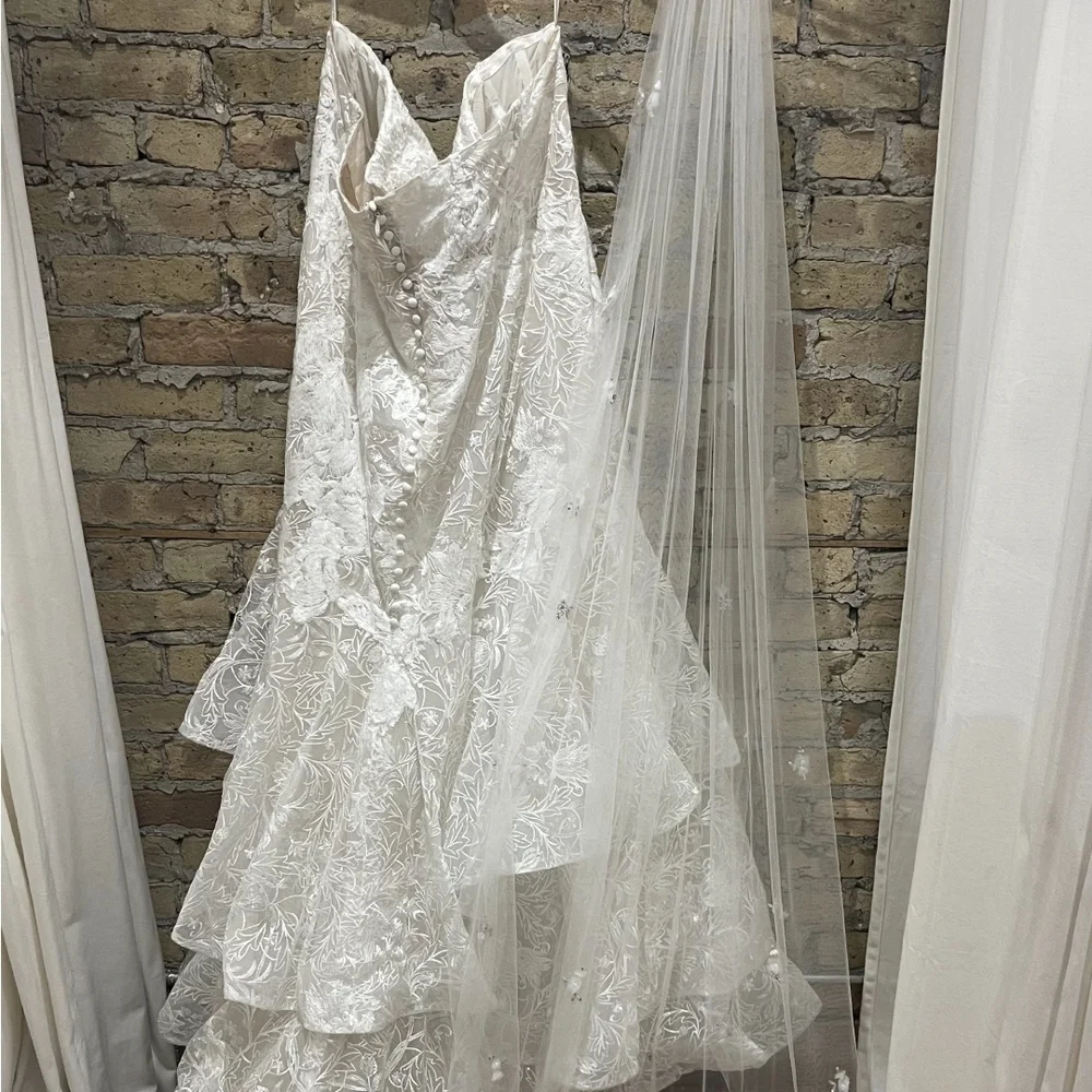 Oleg Cassini | Dresses | Oleg Cassini Ivory Floral Embroidered Bridal ...
